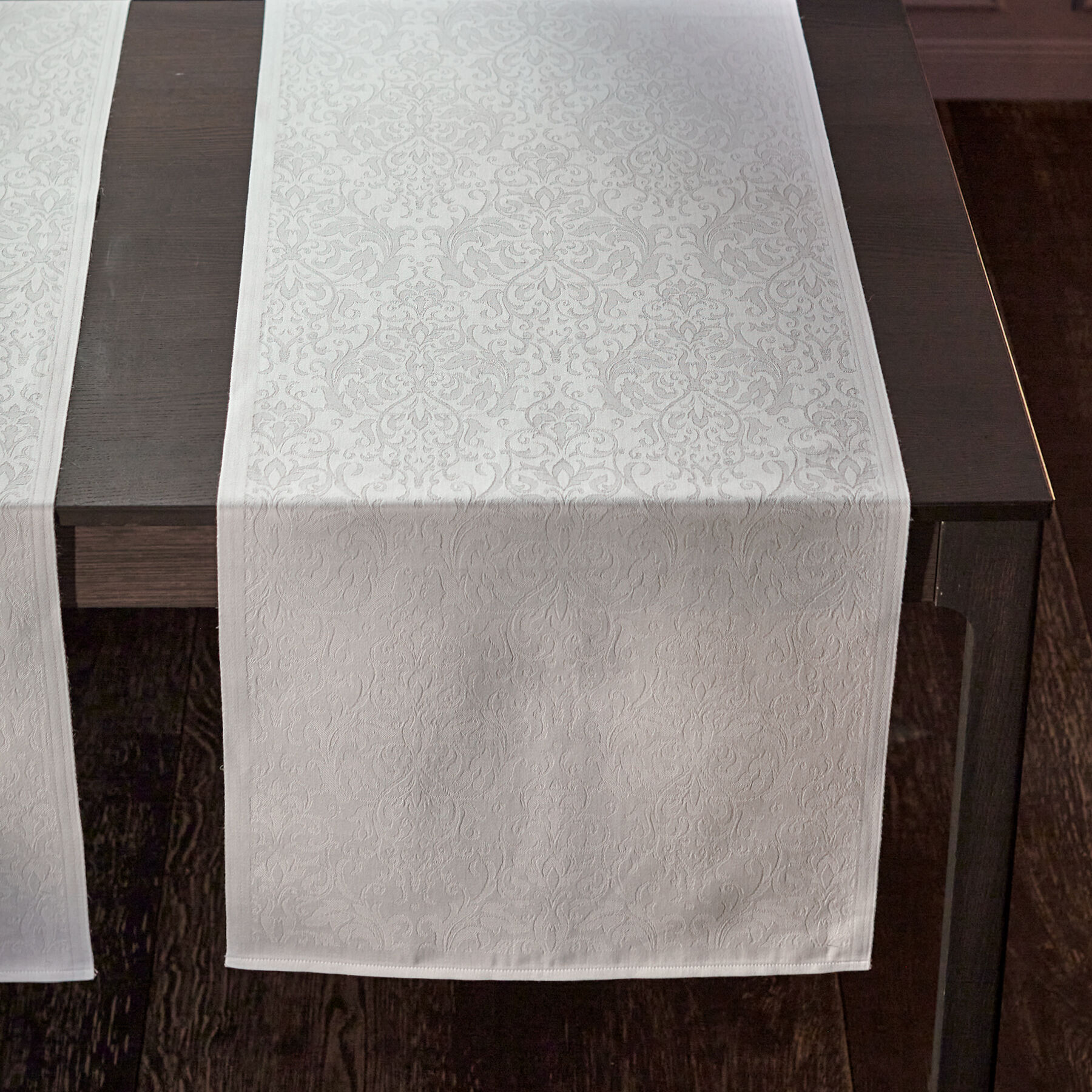 Tischläufer: Handwerklich gefertigt in Schweden - Hagen Grote ...