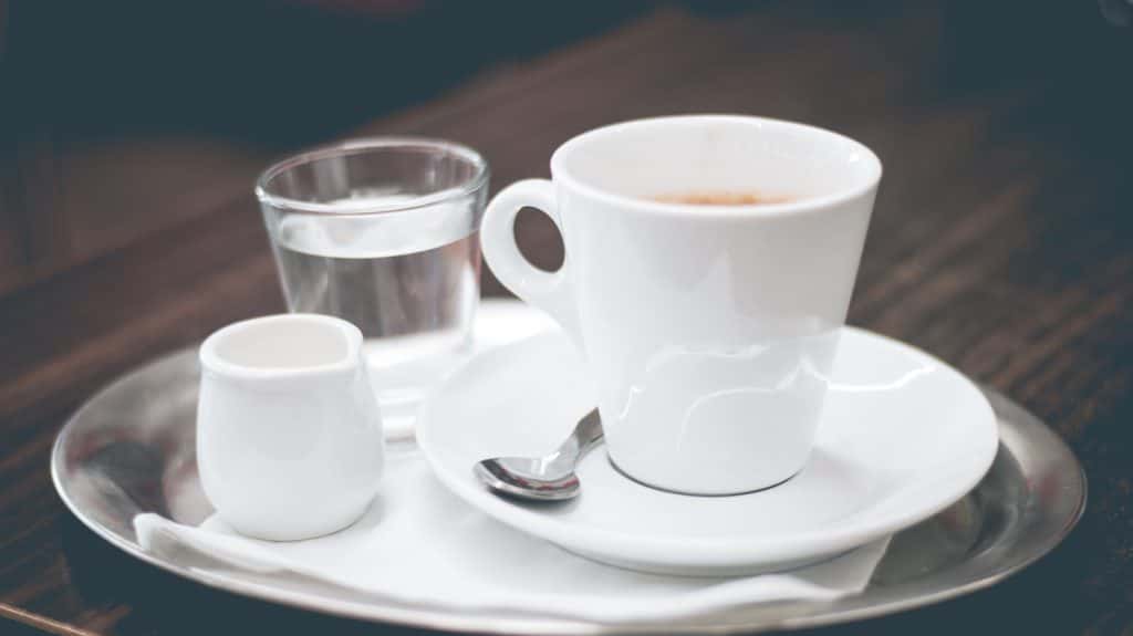 Kaffeegenuss – Café frappé bis Café au lait | GenussMAGAZIN